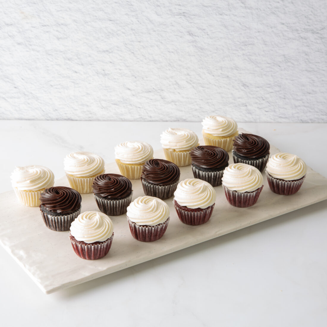 Cupcakes Online | Buy All Type Cup Cakes at Labonel Fine Baking